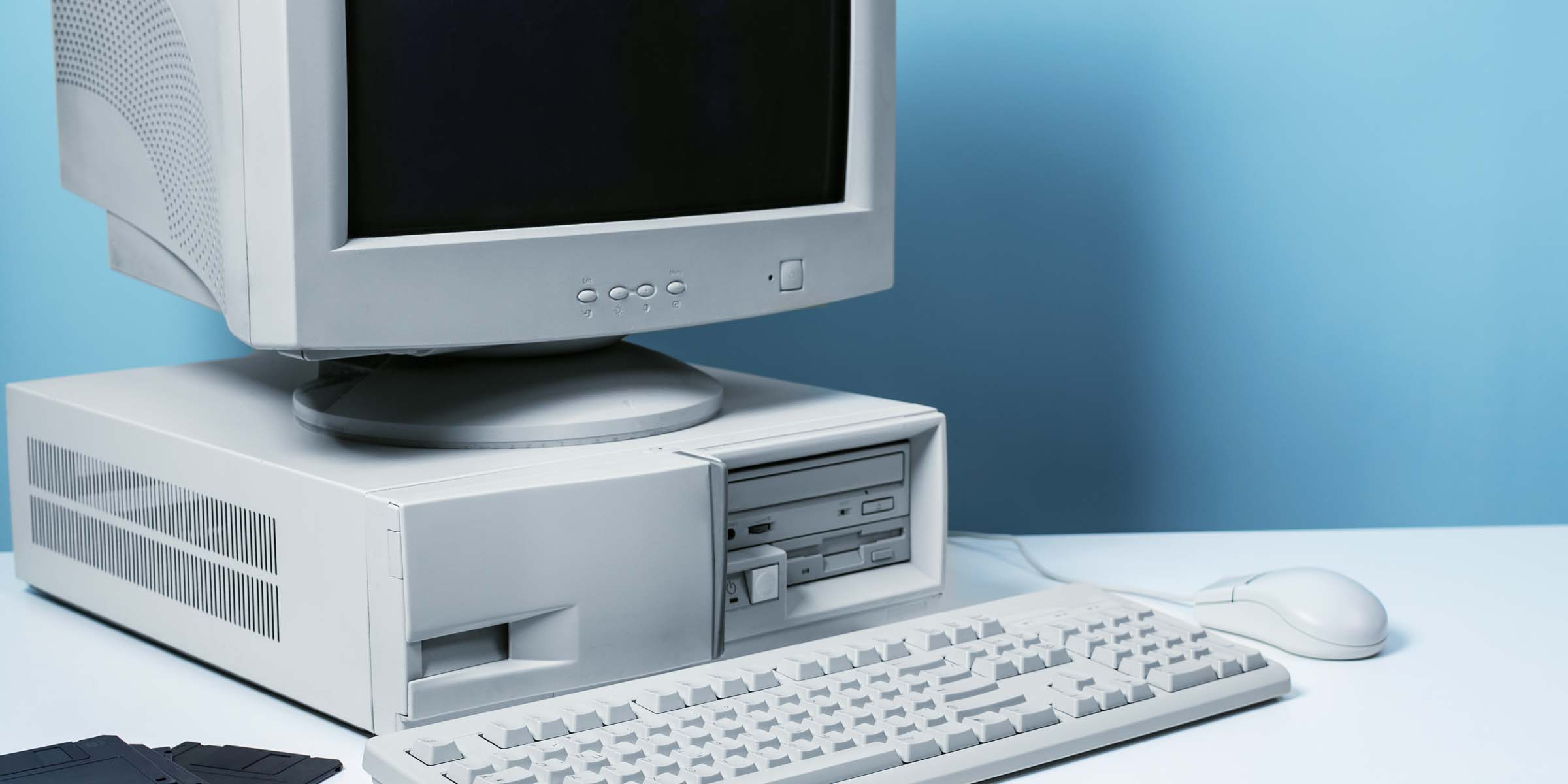 5 Ways Old Technology Can Hurt Your Business • Haar Blog